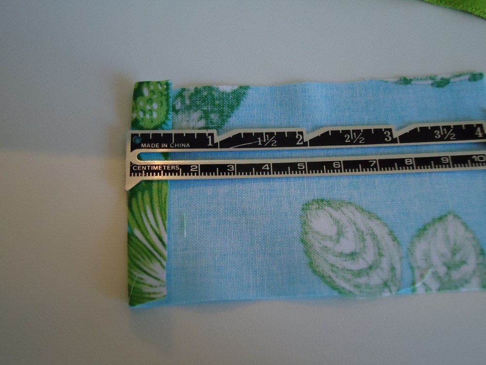 Simple Makeup Bag Tutorial – Terri's Notebook