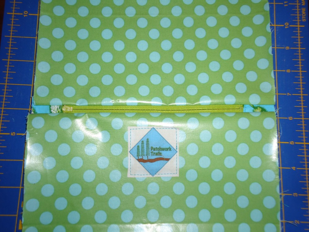 Simple Makeup Bag Tutorial – Terri's Notebook